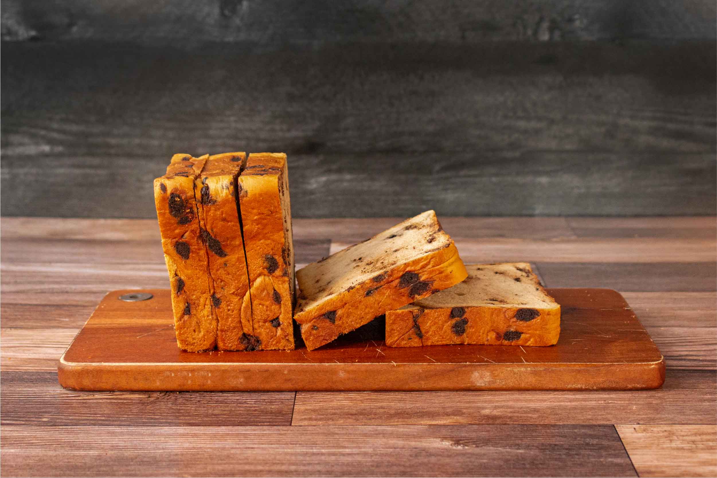 Milk Chocolate Thick Toast - 85C Bakery Cafe