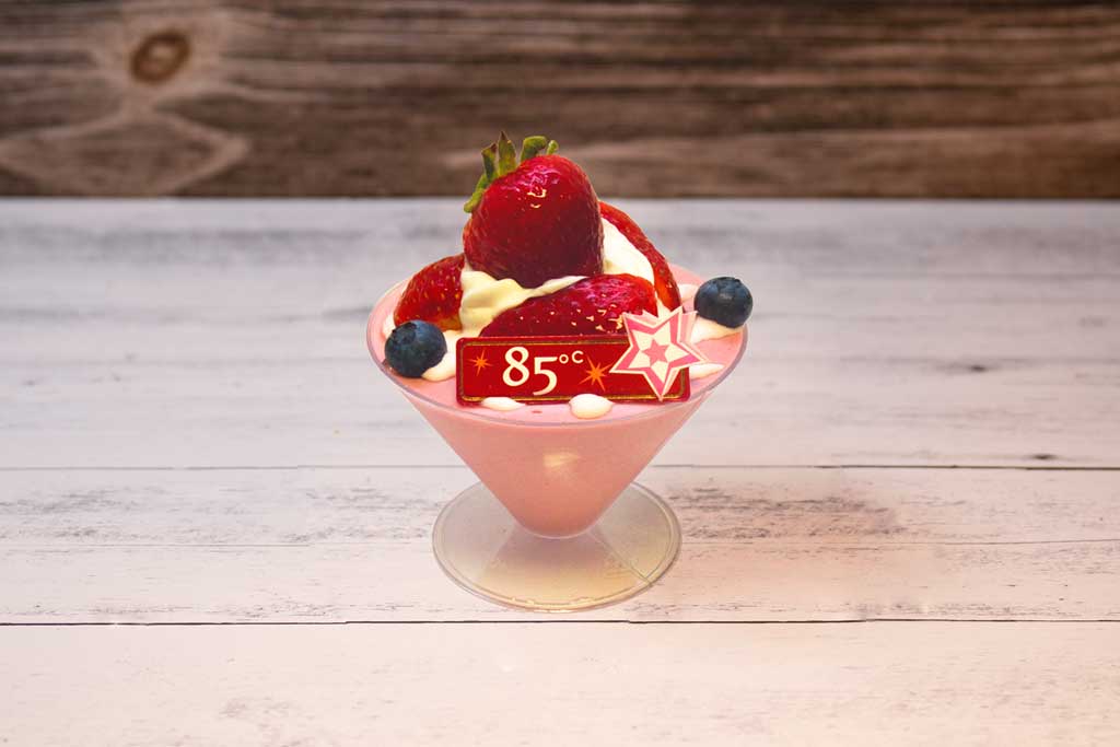 Strawberry Panna Cotta Cup - 85C Bakery Cafe